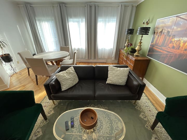 Large Logement( Duplex Isolée) à Côte Des Neiges - Montréal, QC