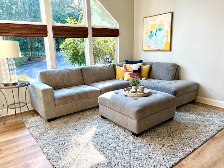 Charming Home Close To Downtown Kirkland - Kirkland, WA