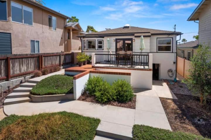 Ocean Beach Cottage Walk To Beach & Shops! - La Playa - San Diego