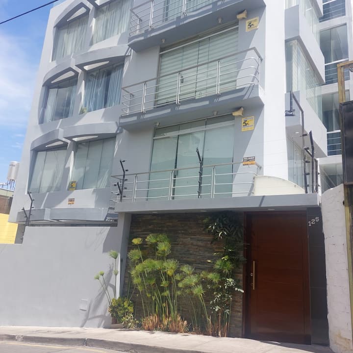 Apartamento En Yanahuara Cerca Al Mirador Y A Mall - Arequipa