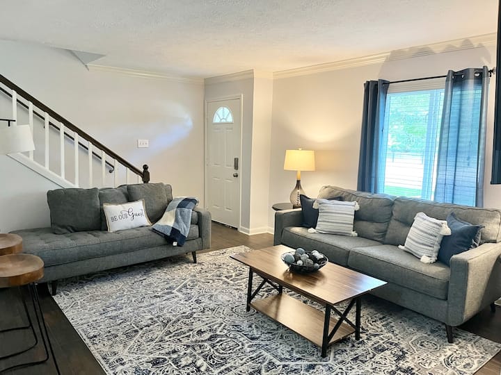 Energy Corridor,2bdrm/2 Bath, Pool, Bike Trail - Memorial - Houston