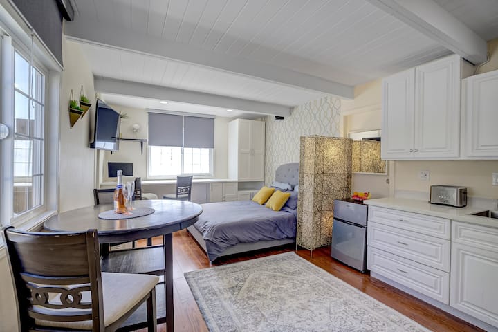 Silicon Valley Studio • Furnished Monthly Stay - San Jose, CA