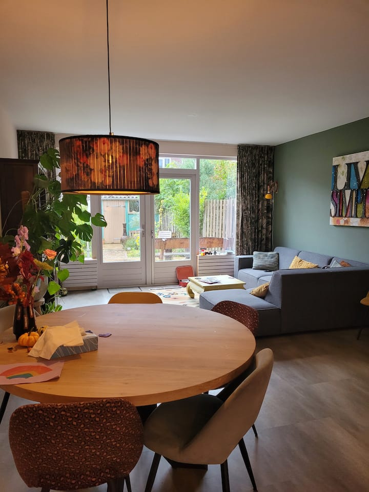 Gezellig Familie Huis Met Lekkere Tuin! - Hoofddorp