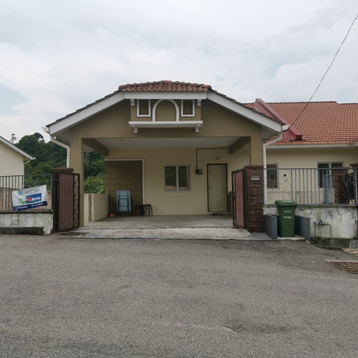 Homestay Di Gambang, Kuantan - Gambang
