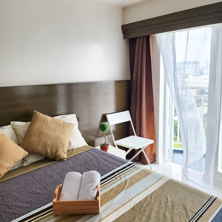 Bright & Airy Home In Tagaytay- Upgraded Wifi - Tagaytay