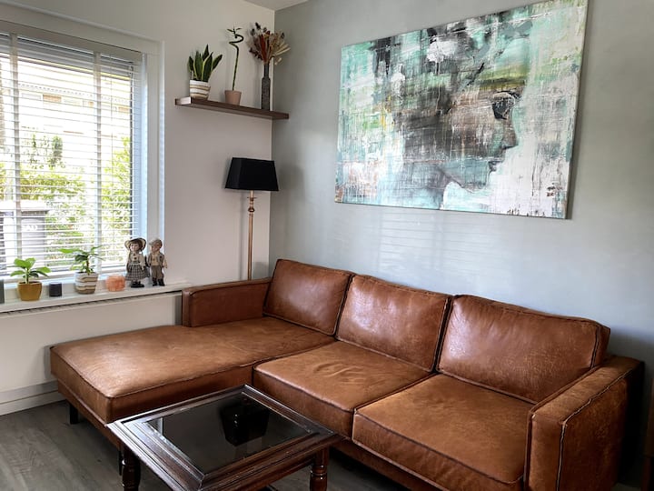 Cozy Home In The Beautiful Town Of Huizen - Laren