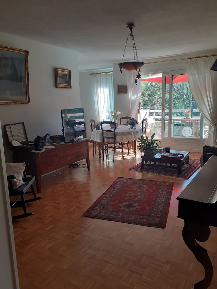 Entre Mer Et Calanques - Marseille