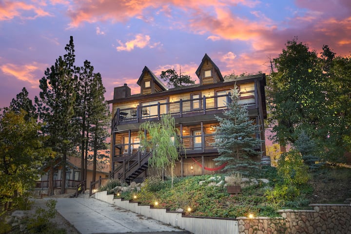 Designer Chalet | Sauna · Fireplace · Mountain Views - Big Bear, CA
