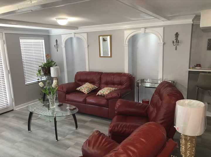 Adorable 2 Bedroom Guest Cottage In Wilmington, Nc - Wrightsville Beach, NC