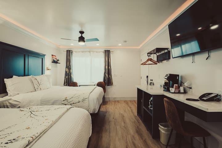 Upscale Modern Two Queen Room - Wharf/downtown! - Cayucos, CA