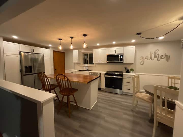 Private Home In Orchard Park Ny - Hamburg, NY