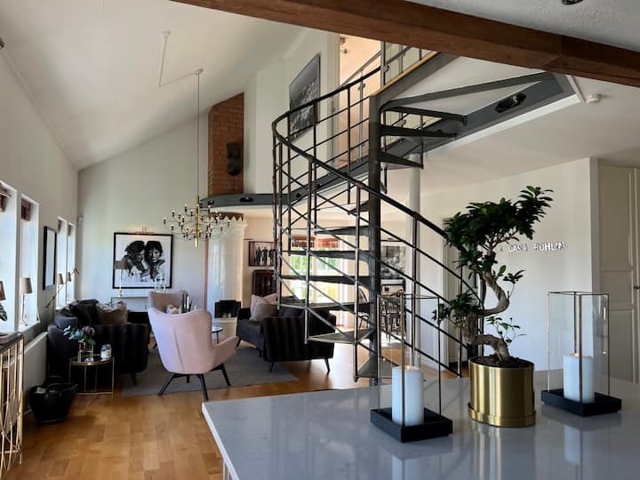 Trevlig, Ljus Villa Centralt I Kungsbacka. - Kungsbacka