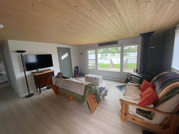 John's Cherrful Cottage At Pigeon Lake - Kawartha Lakes