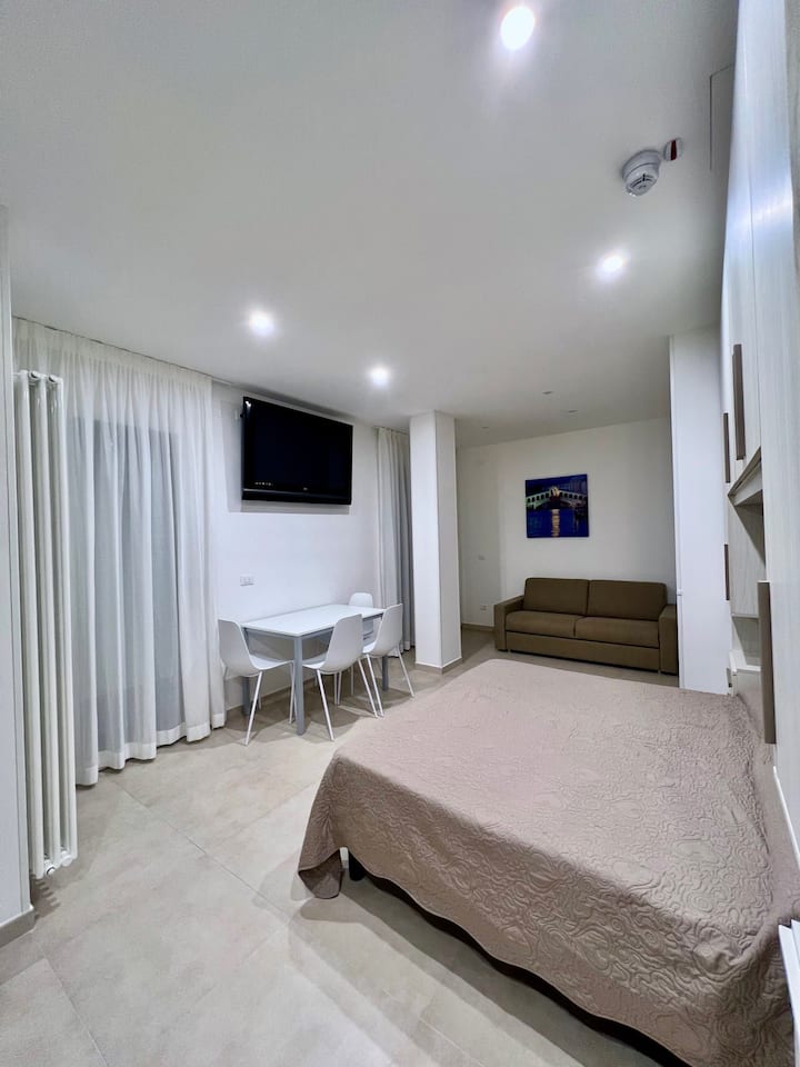 Monolocale Sul Mare Con Angolo Cottura - Jesolo