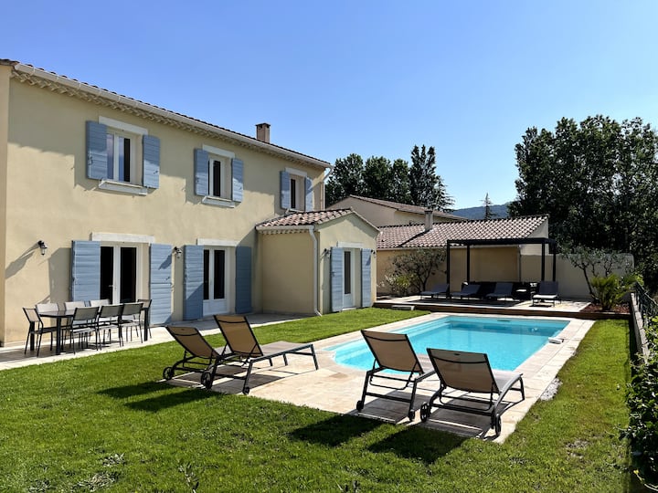 Spacieuse Villa Avec Piscine Privée - Vaison-la-Romaine