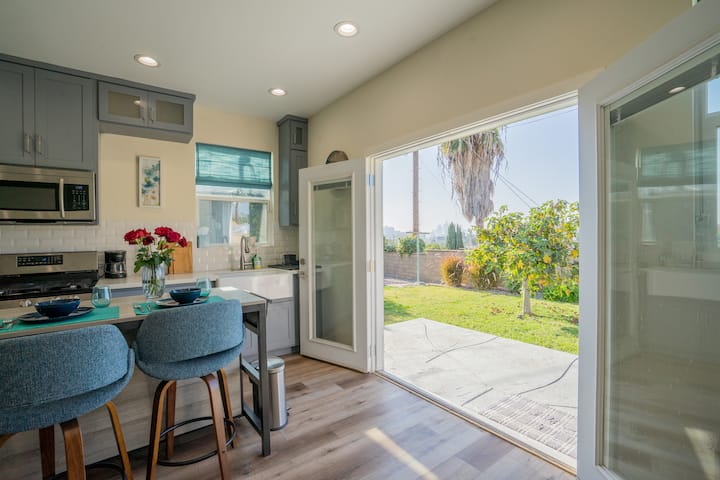 * Hillside Gem! 1br With Skyline Views Of La! * - San Gabriel, CA