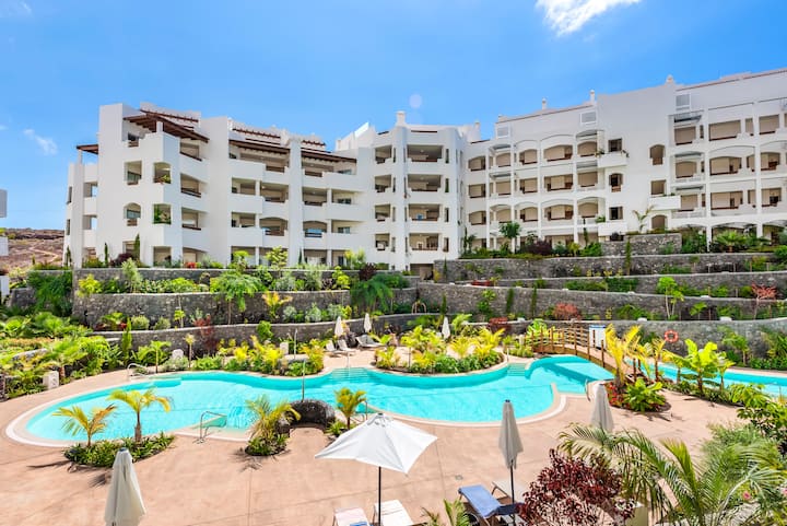 Superbe Tout Nouvel Appartement Avec Piscine - Los Cristianos