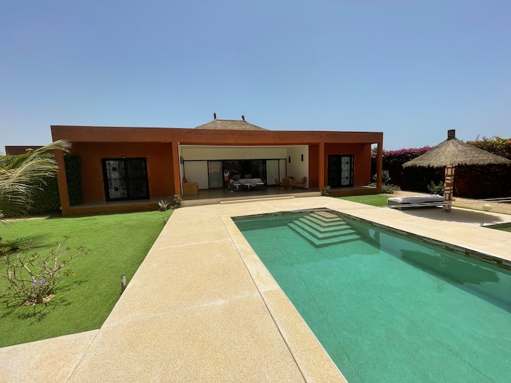 Jolie Villa Dans Havre De Paix - Domaine Sécurisé - Senegal