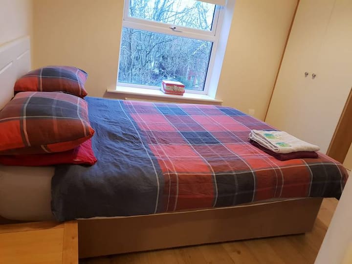 X Fecking Great 1 Bedroom Penthouse X - Dublin