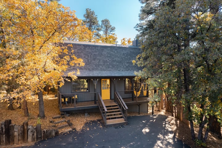 Casa Bear, Cozy Upper Moonridge Mountain Escape - Big Bear, CA