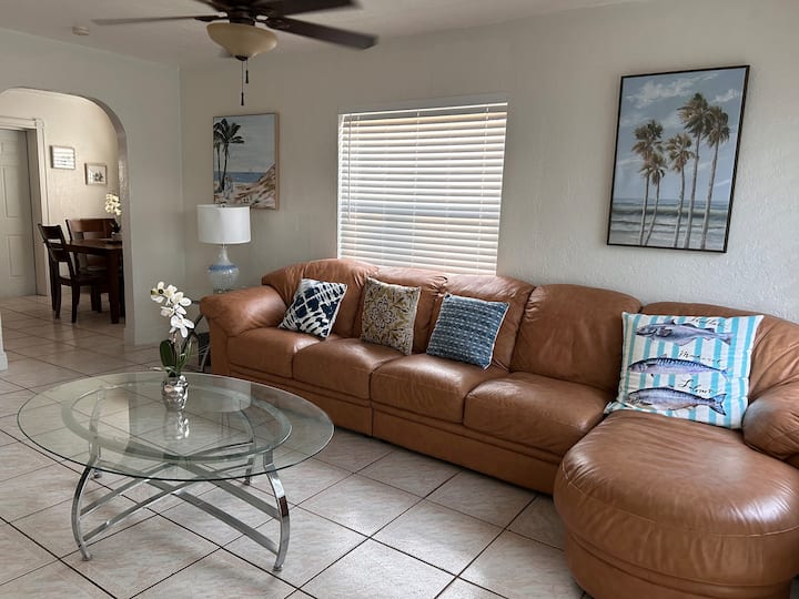 Private House 5-mins From Beach, Airport & Seaport - Hollywood, FL