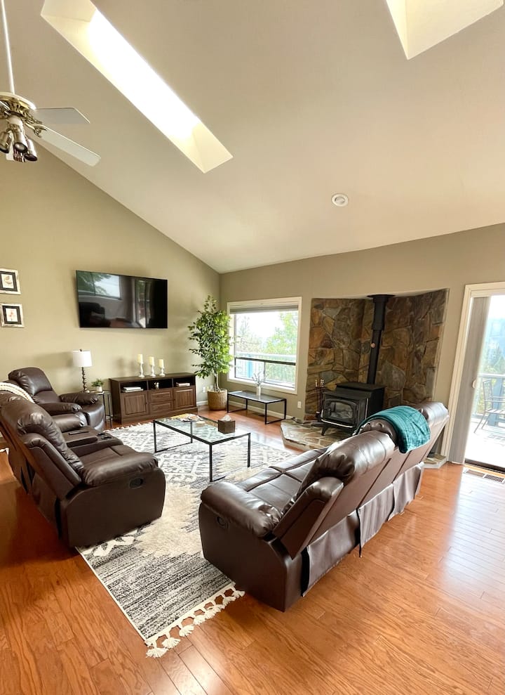 Huge 4 Br With Wrap Around Decks And Lake Views - Groveland, CA