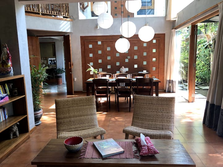 Beautiful Villa In The Javanese Rice Fields. - Sukoharjo