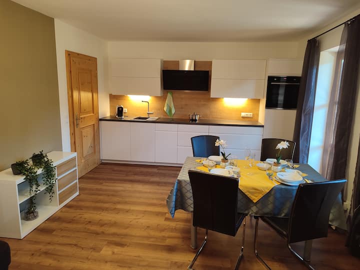 Wohnung Sonnenweg - Ruhe - Bergblick - Stadtnähe - Eugendorf