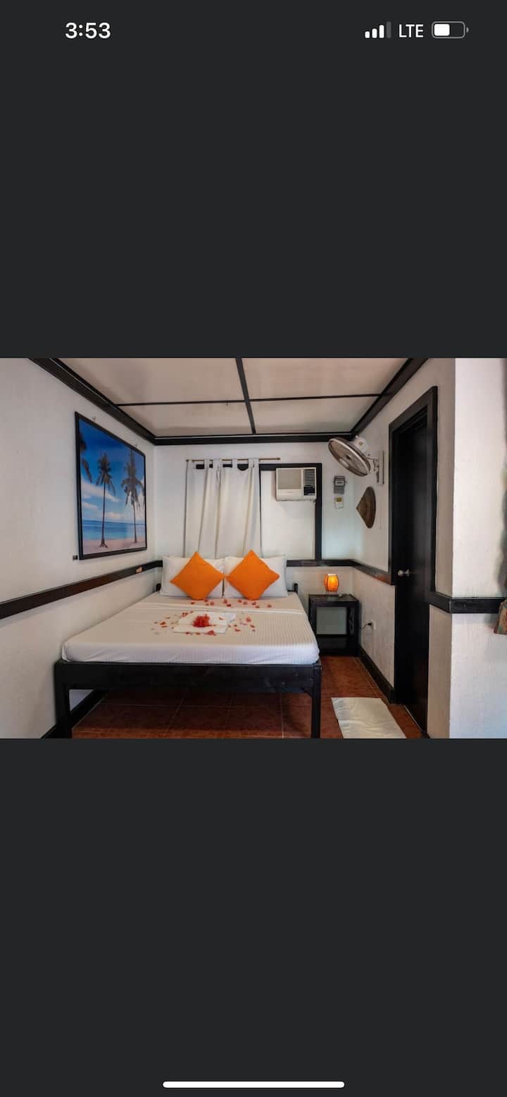 Standard Room Of Hippocampus Beach Resort - Daanbantayan