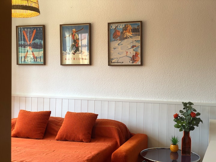 Cozy Apmt. W/parking, 2m Walk To The Chair Lift - Sierra Nevada