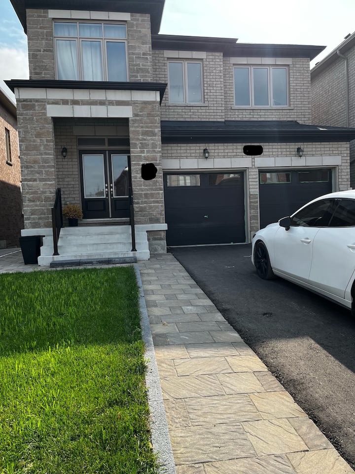 Bright Walk Out Apt In Pickering Free Parking - Pickering