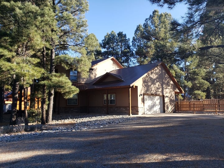 Pagosa Perfect! Lots Of Parking & Hot Tub - Pagosa Springs, CO