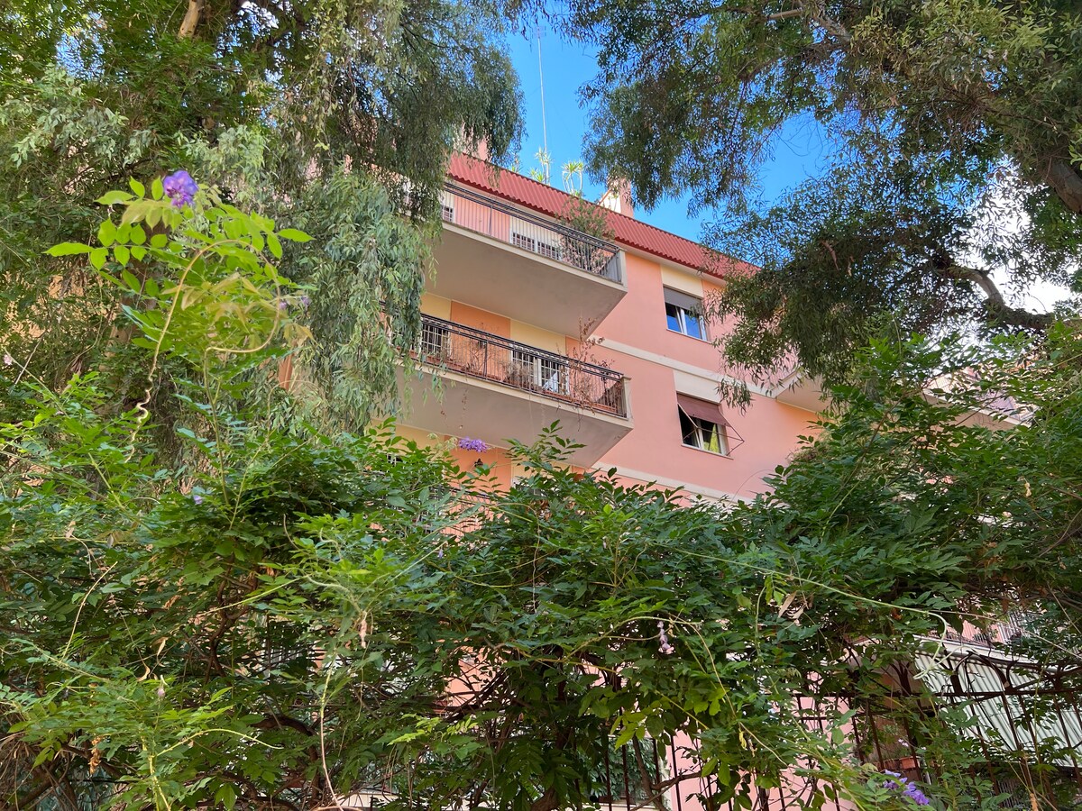 Rome - House in the Heart of Garden City - Condominiums for Rent in ...