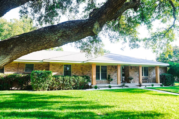 Baxley Home Near Historic Downtown Carrollton - 科佩爾