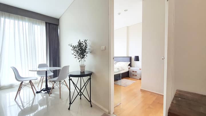 Lovely 1 Br @ Mrt Petchaburee - Bangkok
