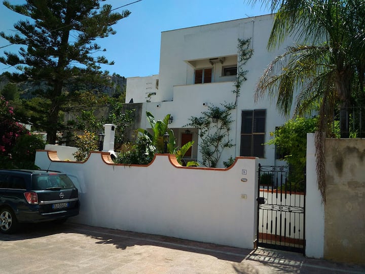Villa Gulotta, Tre Camere E Tre Bagni. Wi Fi. - San Vito Lo Capo