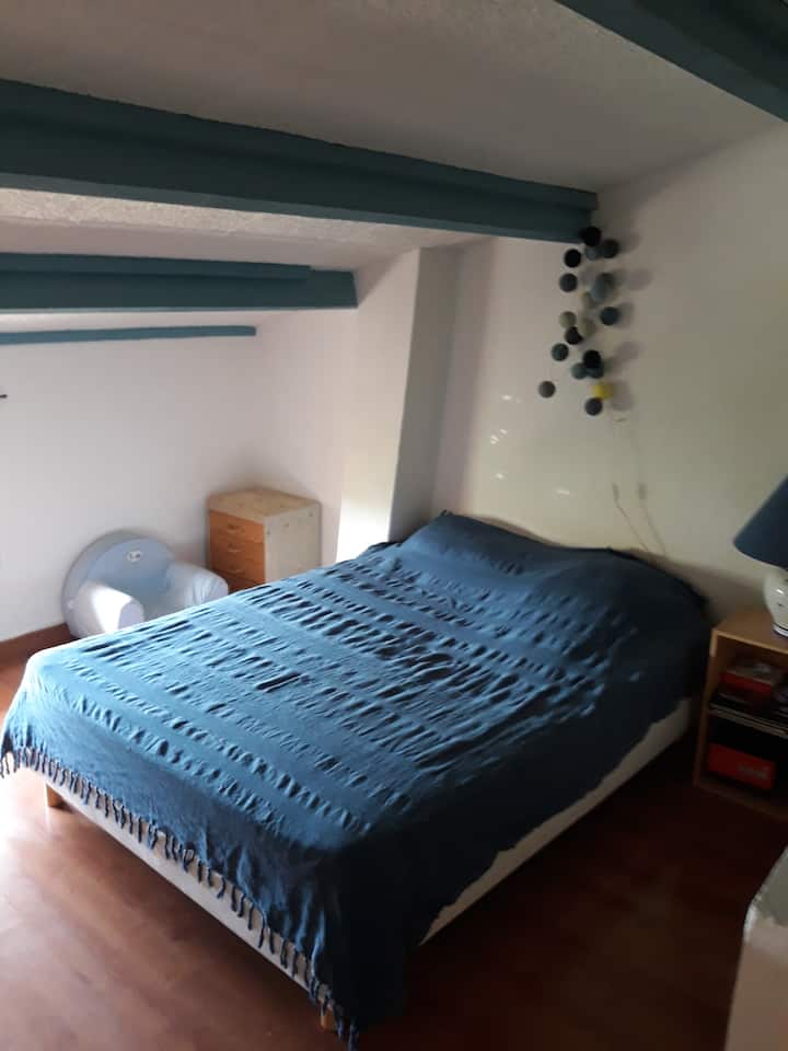 Agréable Chambre Climatisée Dans 1 Impasse - Gréoux-les-Bains