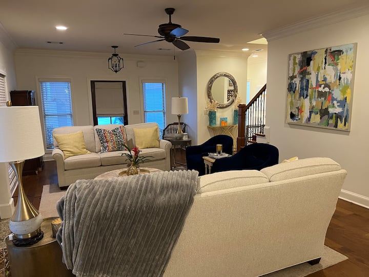 Cozy 4-bedroom Home - Oxford
