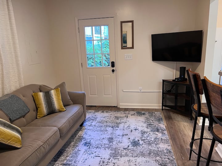 Detached 1br/1ba Cottage In 5 Pts (Bloomfield St) - Athens, GA