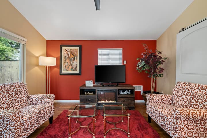 Adorable And Private One Bedroom Cottage. - Marysville, WA