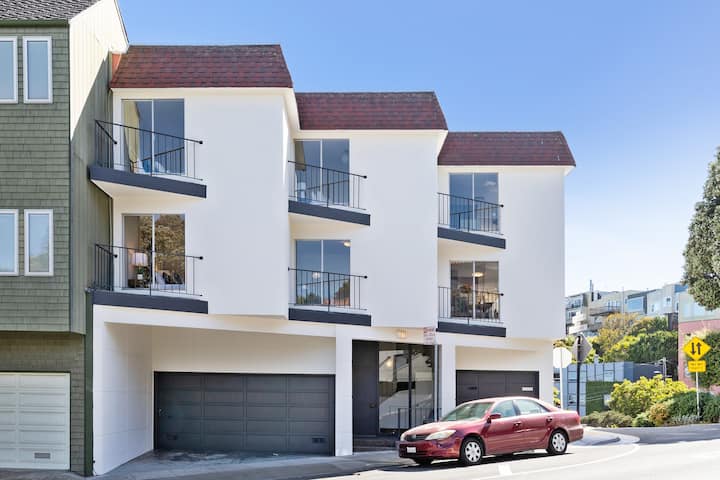 Lovely View&patio, Unique In 2 Floors - San Francisco, CA