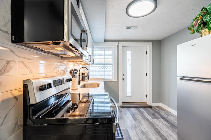 Columbia Commons; Walk To Monon Trail & Mass Ave! - Splash Pad, Indianapolis