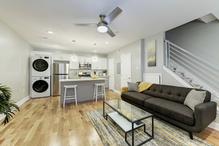 Skye Suites/ Fun/ Beautiful/ Luxury / Modern/local - National Park, NJ