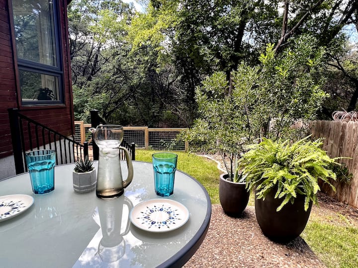 Modern Nature Getaway In Heart Of Austin - Austin, TX