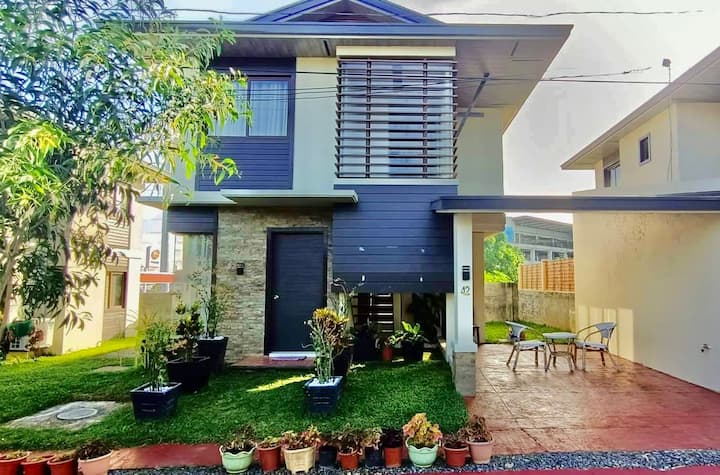 Home In Bambu South, Near Vistamall 4br-10pax - Davao City