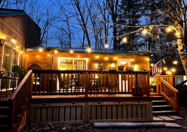 Beautiful Cabin In The Heart Of The Adirondacks - Old Forge, NY
