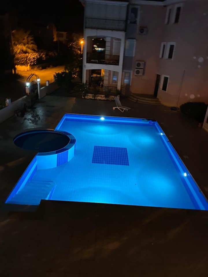 Site Içinde Havuzlu Daire - Dalaman