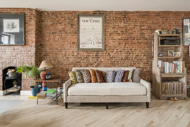 Thehoodhouse | Private Backyard - Brooklyn, NY