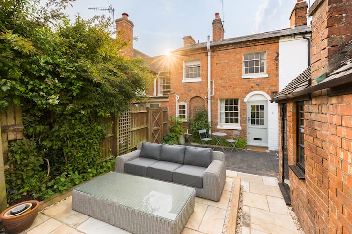 Stylish 1 Bed In Stratford-upon-avon - Warwickshire