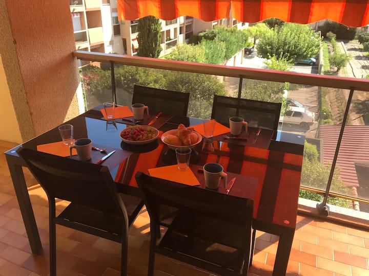 Appartement Confortable à 2 Pas Du Centre - Presqu'île de Giens